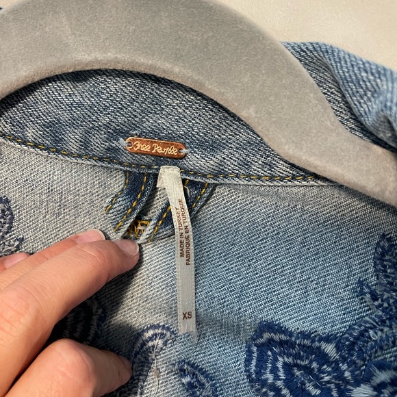 Free People | Jackets & Coats | Nwot Free People Cinched Back Denim ...
